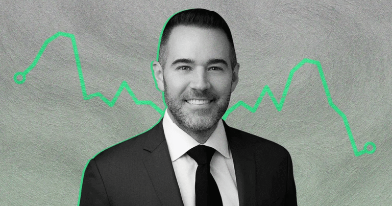 Gallup: Manager Engagement Drops, Workforce Morale in Crisis